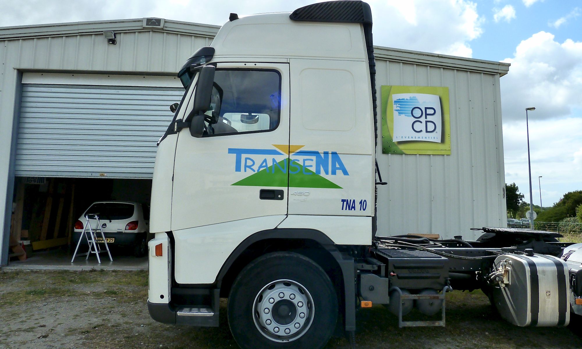 Création d'enseignes pour poids lourds à Brest